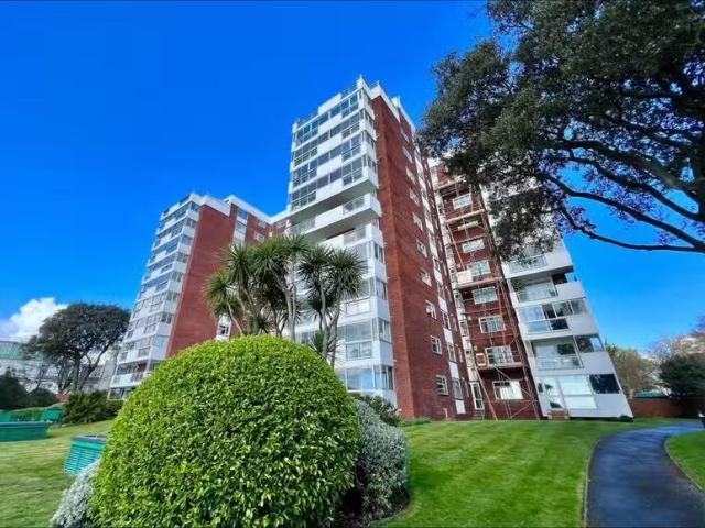 2 bedroom apartment for rent in Grove Road, Bournemouth, BH1