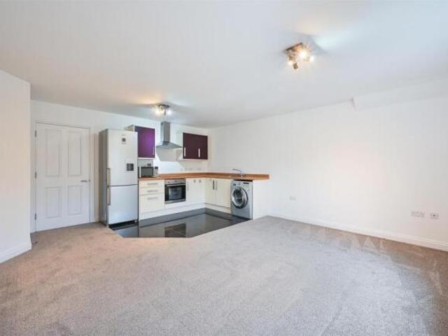 2 bedroom apartment for rent in Grove Road, Sutton, SM1