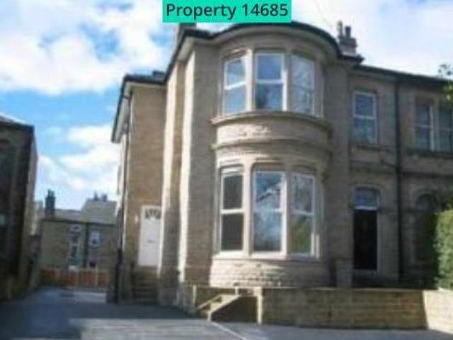 2 Bedroom Apartment For Rent In Huddersfield
