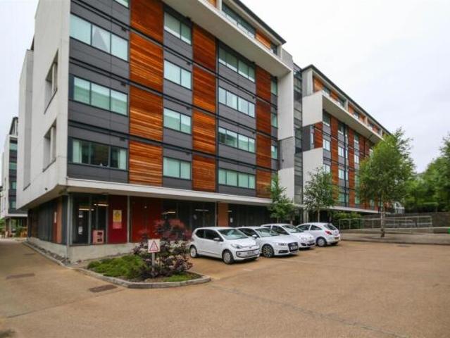 2 bedroom apartment for rent in Hudson Court, Broadway, Salford, M50