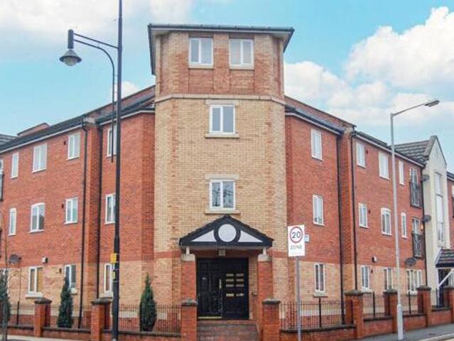 2 Bedroom Apartment For Rent In Hulme, Manchester
