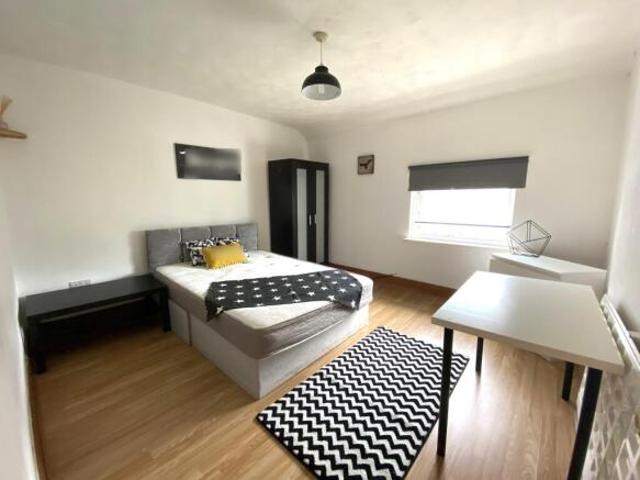 2 bedroom apartment for rent in Humberstone Gate, Leicester, LE1