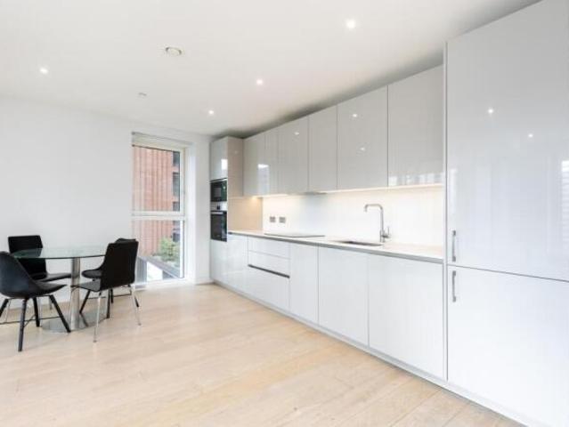 2 bedroom apartment for rent in Hurlock Heights, London SE17