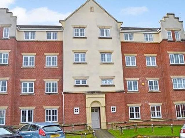 2 bedroom apartment for rent in Hyde Road Manchester M12