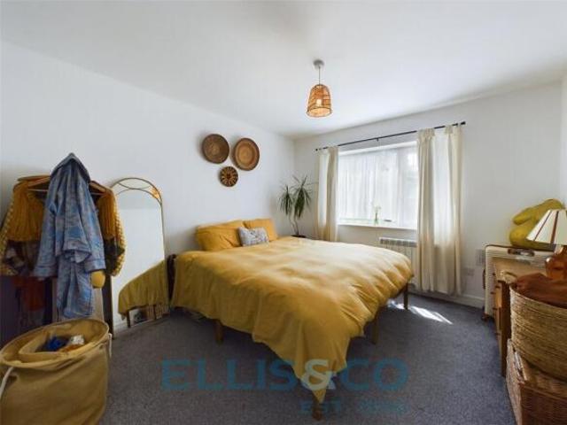 2 bedroom apartment for rent in Hythe Close, Tunbridge Wells, TN4
