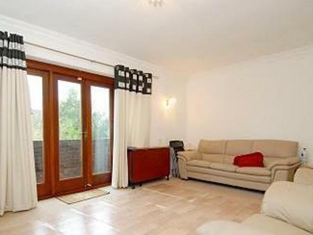 2 Bedroom Apartment For Rent In Ha6