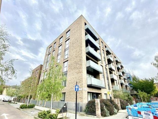 2 Bedroom Apartment For Rent In Haggerston