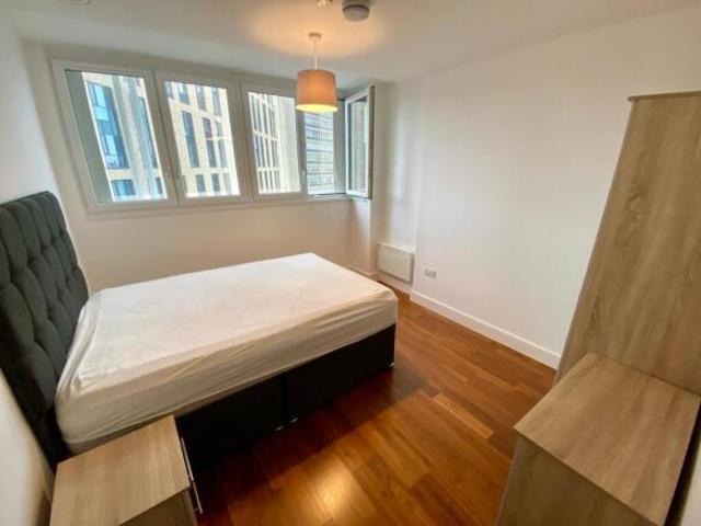2 bedroom apartment for rent in Hagley Road, B16