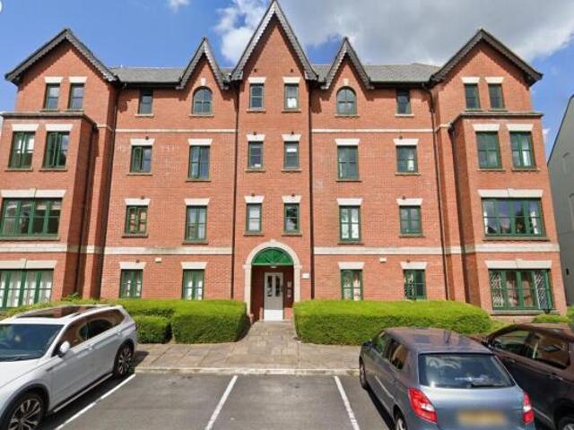 2 bedroom apartment for rent in Hadfield Close, Rusholme, Manchester, M14