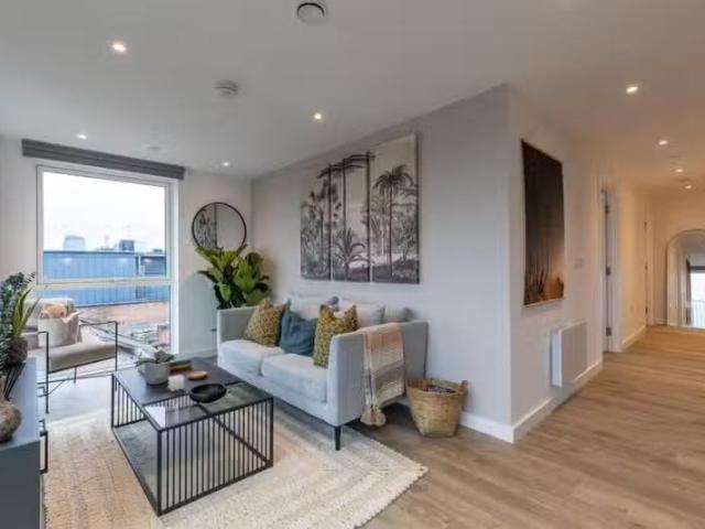 2 bedroom apartment for rent in Hairpin House, Birmingham, B12