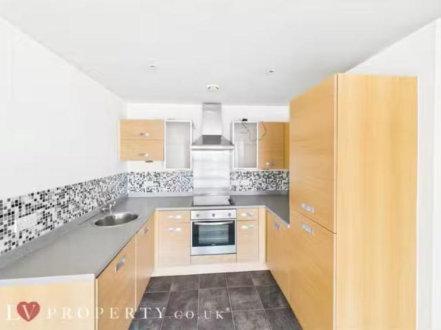 2 bedroom apartment for rent in Hall Street, Jewellery Quarter.