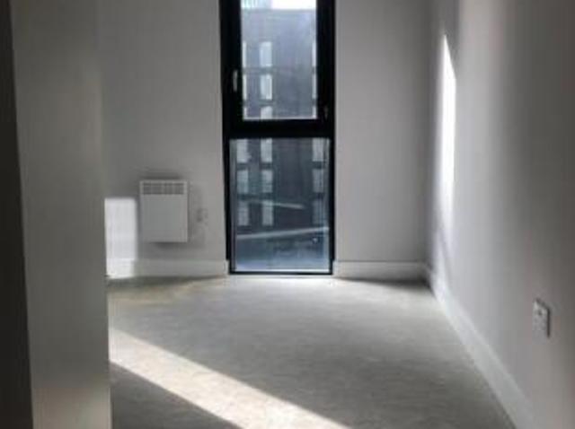 2 bedroom apartment for rent in Hallmark Tower, Cheetham Hill Road, Manchester, M4