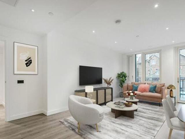 2 Bedroom Apartment For Rent In Hammersmith, London
