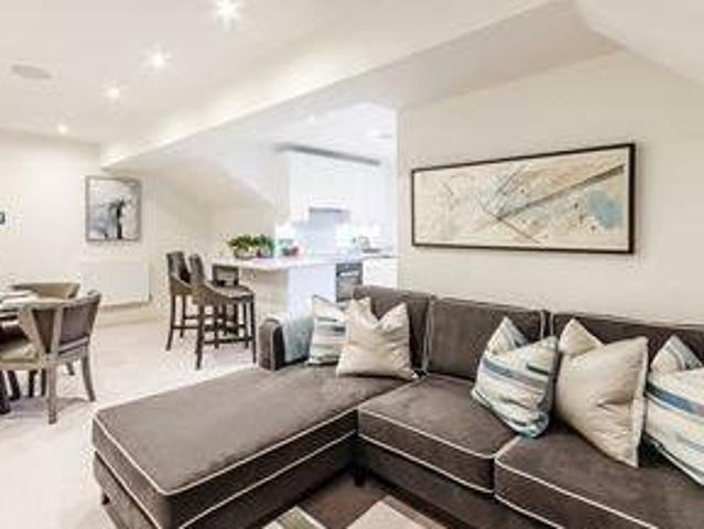 2 Bedroom Apartment For Rent In Hammersmith, London