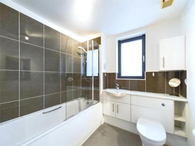 2 bedroom apartment for rent in Handyside Place, Gorgie, Edinburgh, EH11