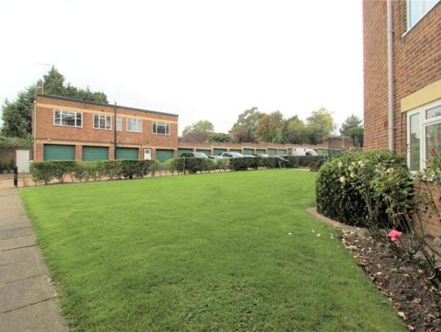 2 bedroom apartment for rent in Hanger Green, London, UK, W5