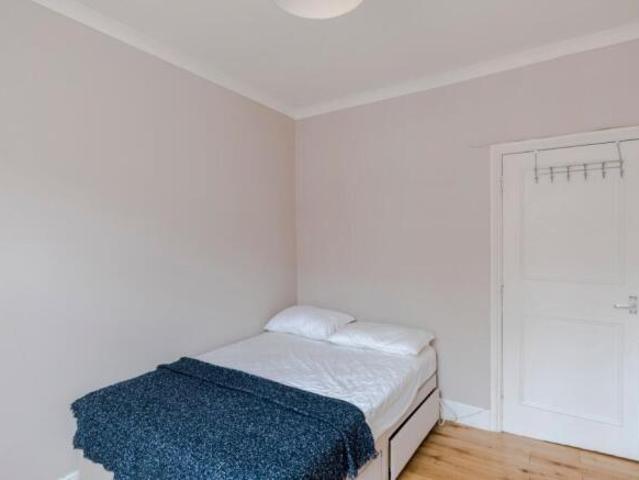 2 bedroom apartment for rent in Hanson Street, Fitzrovia, London, W1W