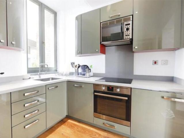 2 bedroom apartment for rent in Hanway Place, London, W1T