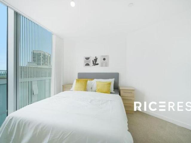 2 bedroom apartment for rent in Harmony Place, Vertex Tower, SE8