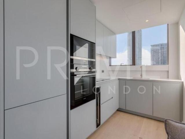 2 bedroom apartment for rent in Harcourt Tower, South Quay Plaza, Canary Wharf, E14