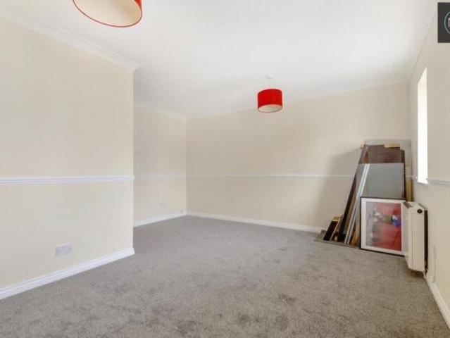 2 bedroom apartment for rent in Hardy Court, Makepeace Road, London, E11