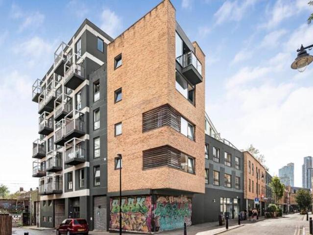2 bedroom apartment for rent in Hare Marsh, London, E2