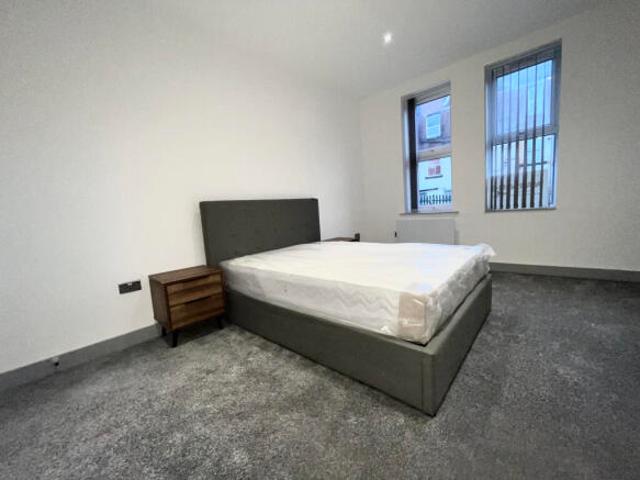 2 bedroom apartment for rent in Harehills Avenue, Harehills, Leeds, West Yorkshire, LS8