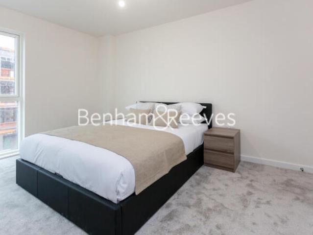 2 bedroom apartment for rent in Hargrave Drive, Harrow, HA1