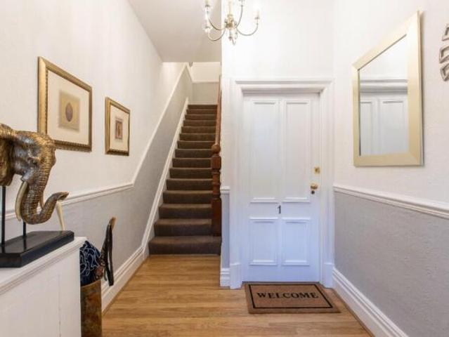2 bedroom apartment for rent in Harlow Moor Drive, Harrogate, North Yorkshire, HG2