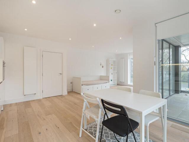 2 bedroom apartment for rent in Harper Road, Southwark, London, SE1
