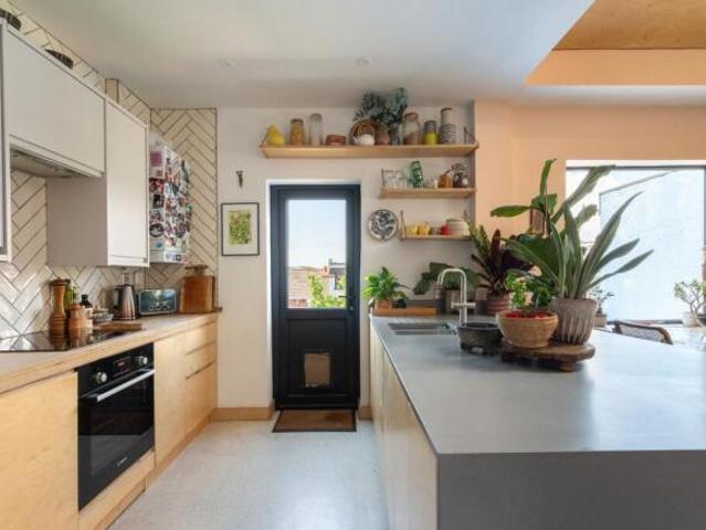 2 bedroom apartment for rent in Hartington Terrace, Brighton, BN2