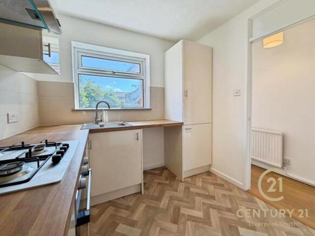 2 bedroom apartment for rent in Hawke Green, L35