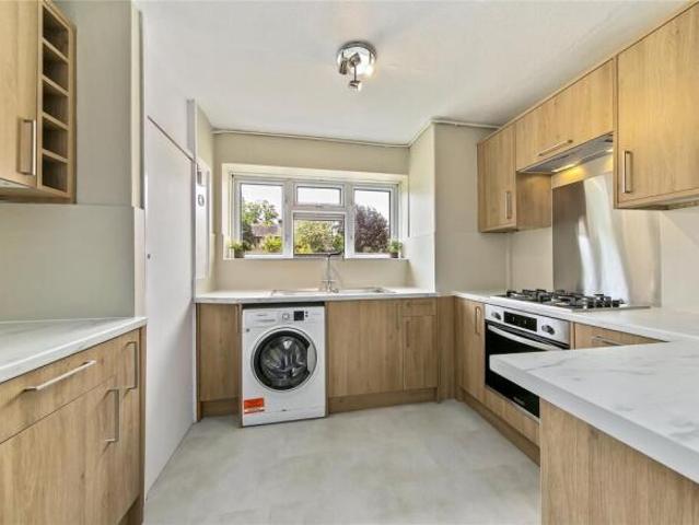 2 bedroom apartment for rent in Hawthorn Court, West Hall Road, Kew, Surrey, TW9