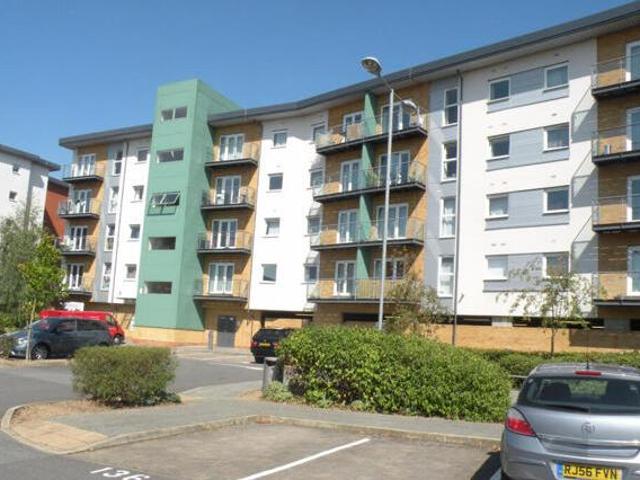2 Bedroom Apartment For Rent In Hatfield