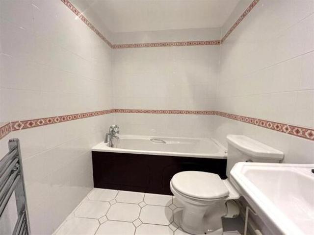 2 bedroom apartment for rent in Haven Road, Exeter, EX2
