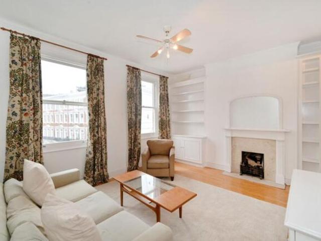 2 bedroom apartment for rent in Hazlitt Road, Kensington, W14