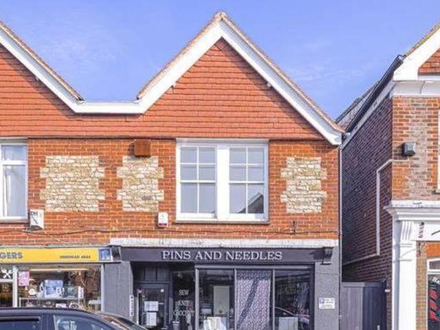 2 bedroom apartment for rent in Headley Road Grayshott GU26