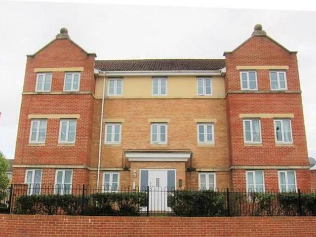 2 bedroom apartment for rent in Hedgers Close Ashton BRISTOL BS3