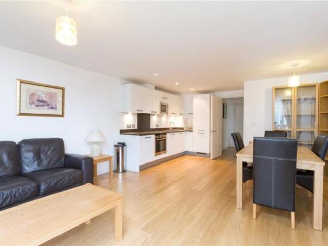 2 bedroom apartment for rent in Heligan House, Water Gardens Square, London, SE16