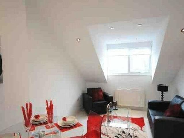 2 Bedroom Apartment For Rent In Hendon