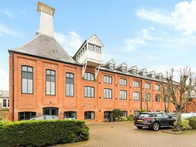 2 Bedroom Apartment For Rent In Henley on thames, Oxfordshire