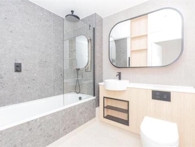 2 bedroom apartment for rent in Henshaw Parade, The Hyde, London, NW9