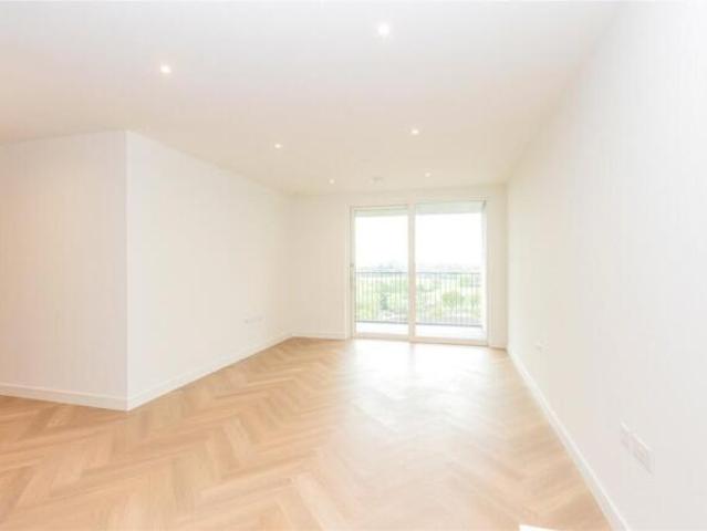 2 bedroom apartment for rent in Henshaw Parade, The Hyde, London, NW9