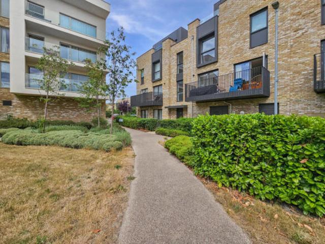 2 bedroom apartment for rent in Henty Close, Trumpington, Cambridge, CB2