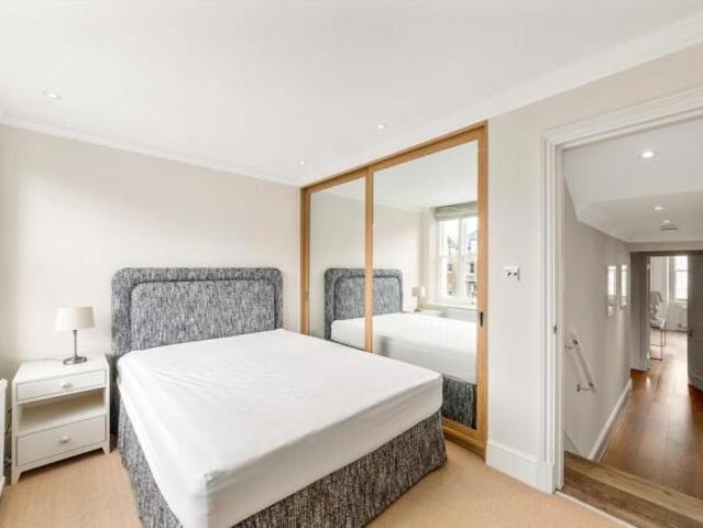 2 bedroom apartment for rent in Hertford Street, Mayfair, London, W1J