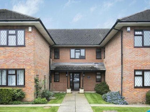2 Bedroom Apartment For Rent In High Barnet, Hertfordshire