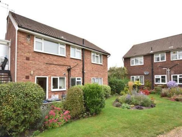 2 Bedroom Apartment For Rent In High Brnet, Hertfordshire
