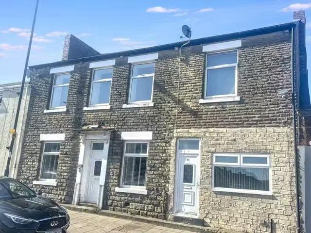 2 bedroom apartment for rent in High Street, Easington Lane, H.