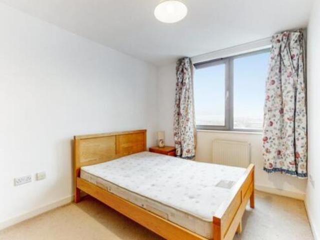 2 bedroom apartment for rent in High Street, Stratford, E15