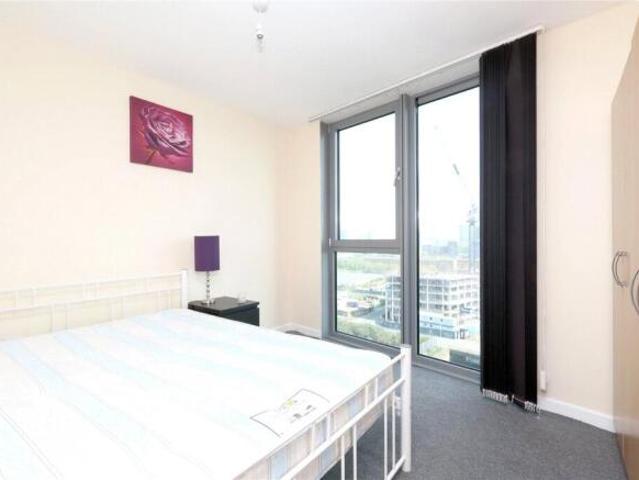 2 bedroom apartment for rent in High Street, Stratford, E15
